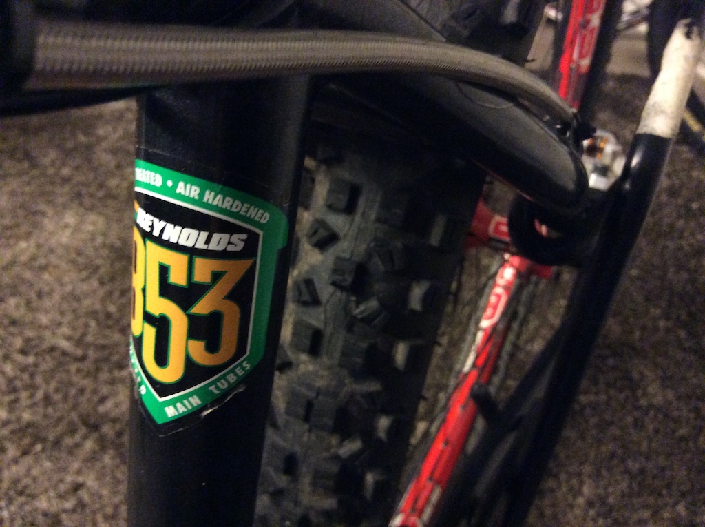 Dialled Alpine LTHT - Hope, RockShox, DT Swiss - Mountainbike.nl