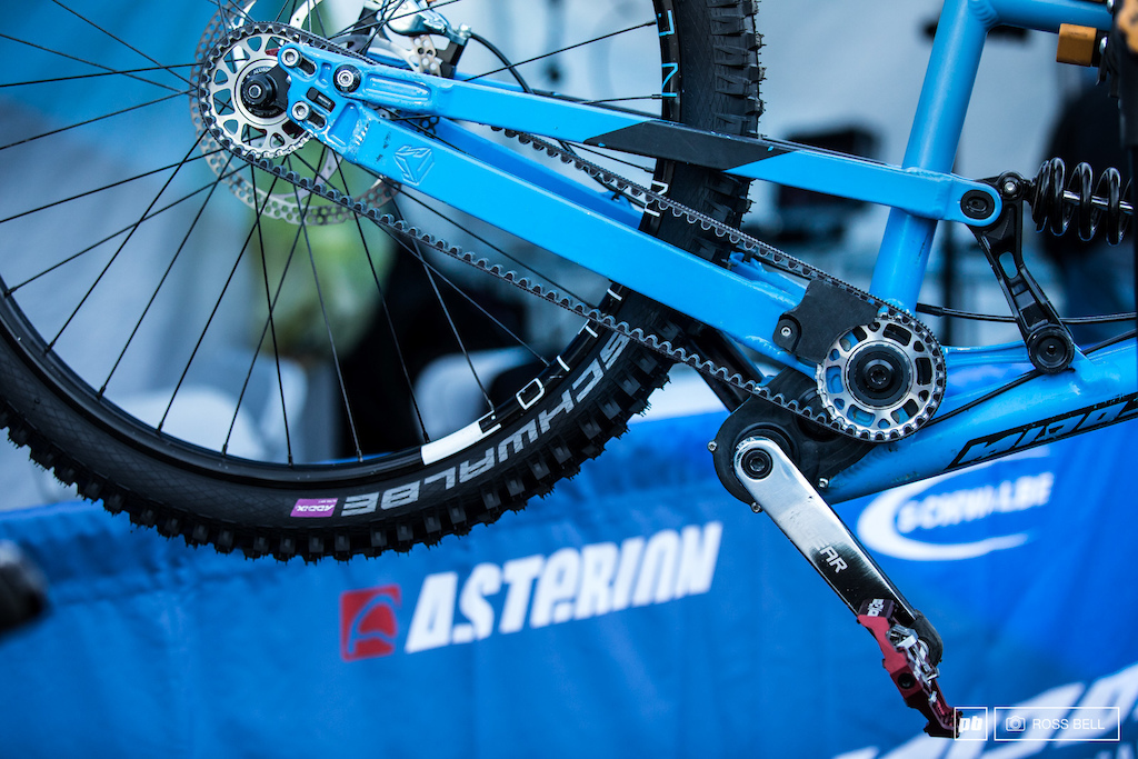 More Tech Randoms – Lourdes World Cup DH 2017 - Pinkbike
