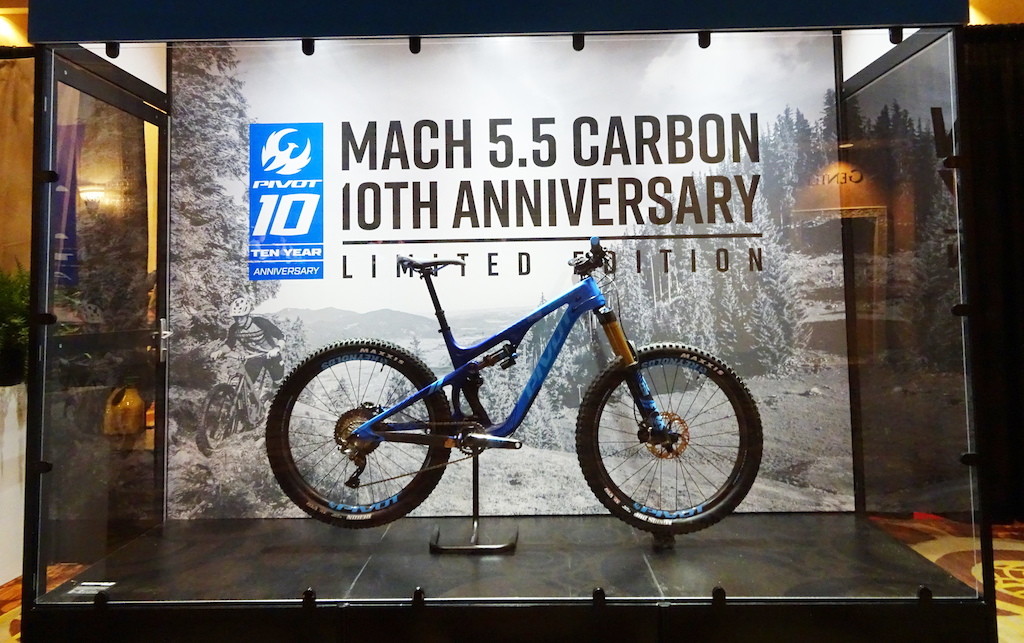 Las Vegas Cirque du Cycling, Lap Two - Interbike 2017 - Pinkbike