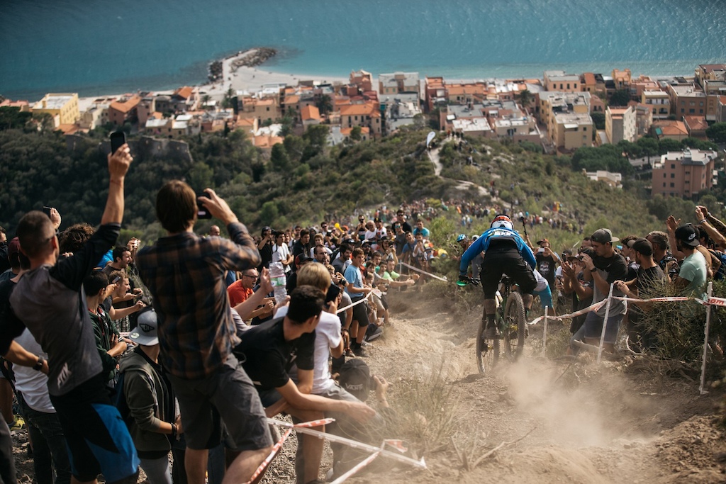 Sam Hill: A Legend's Journey - Video - Pinkbike