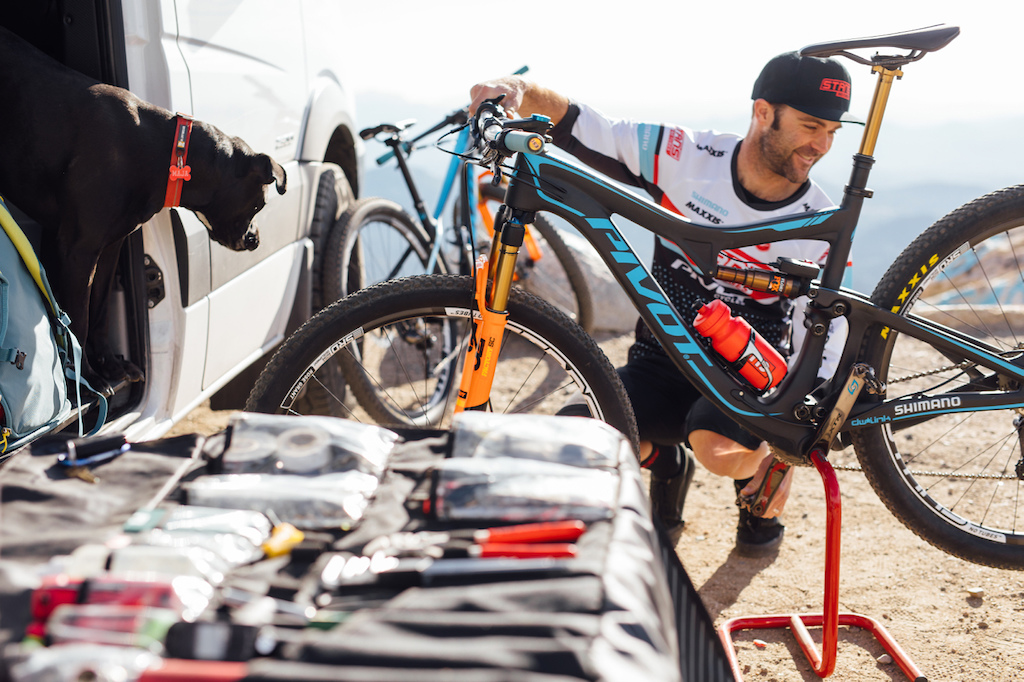 Stan’s-Pivot Pro Team Updates Roster, Pivot Cycles Commits Through ...