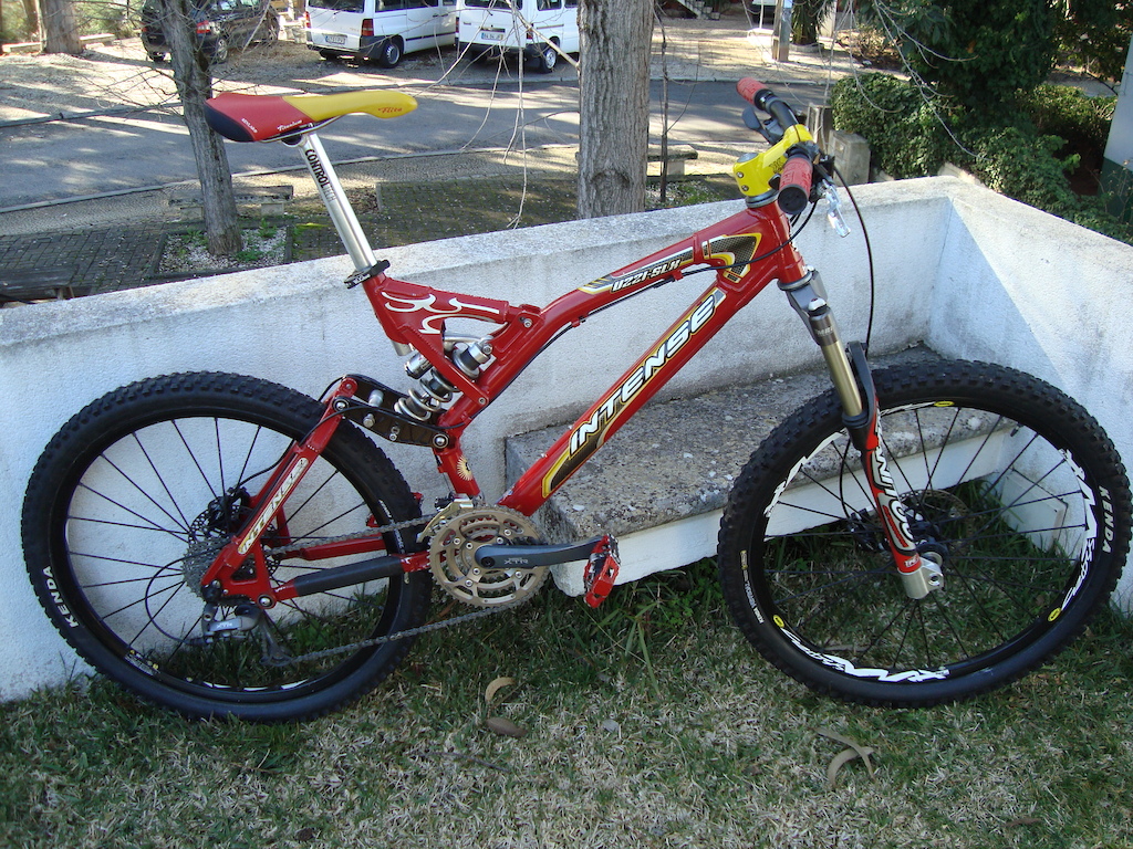 INTENSE UZZI SLX in Figueira Da Foz, Portugal - photo by JCHM - Pinkbike