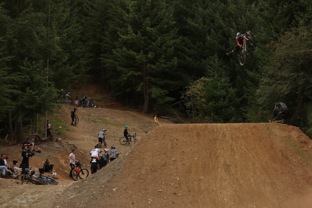 On Board Down The Dream Track, NZ - Video - Pinkbike