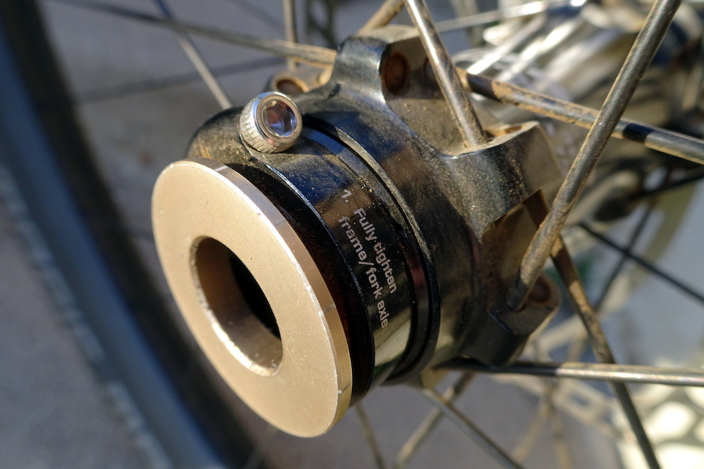 Syntace C33i Straight Carbon Wheelset - Review - Pinkbike