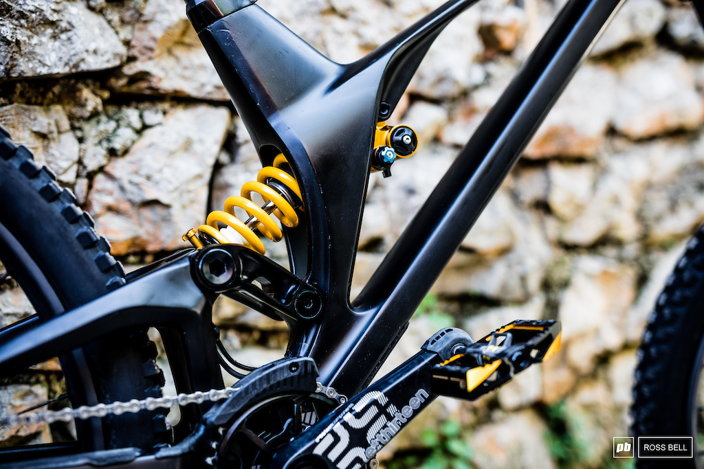 Bike Check: Greg Williamson's Full Carbon Unno Ever - Lošinj DH World ...