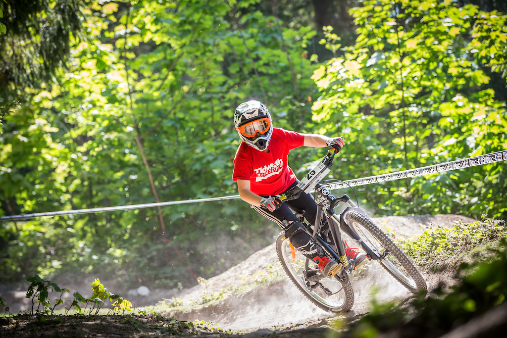 Grassroots DH Racing at Tidworth - Pinkbike