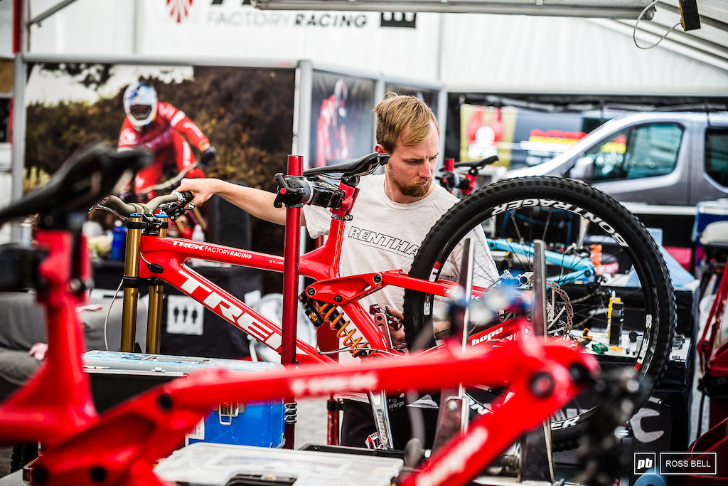 Tech Randoms: Val di Sole DH World Cup 2018 - Pinkbike