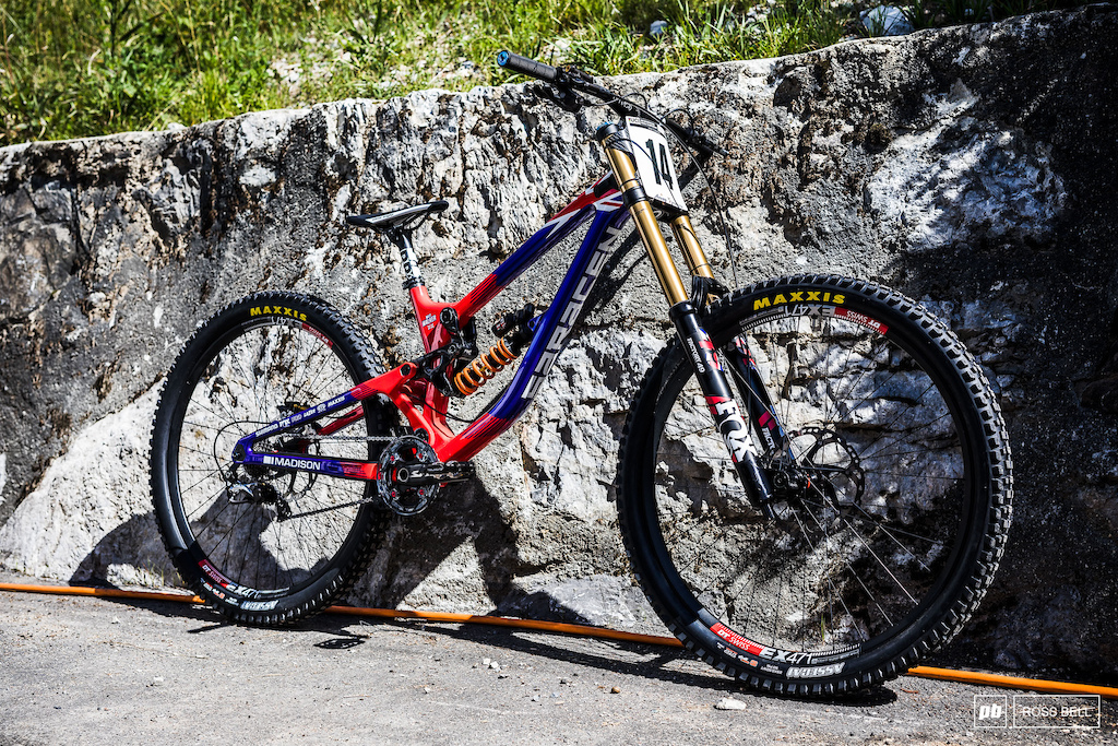 Pinkbike Poll: 39 Custom Painted DH Bikes - Which One is Your Favorite ...