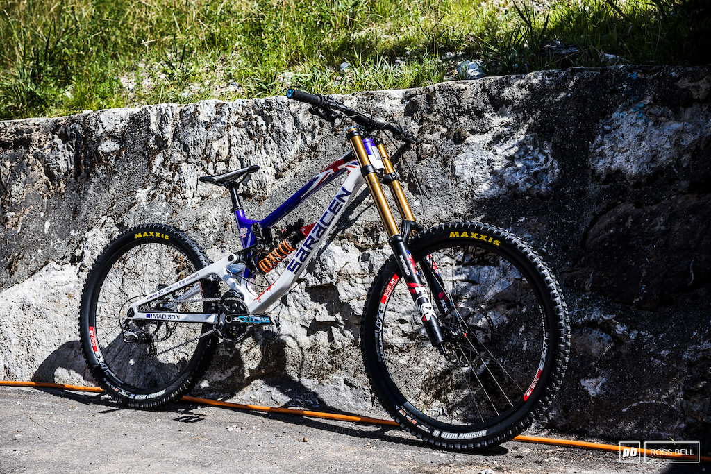 Pinkbike Poll: 39 Custom Painted DH Bikes - Which One is Your Favorite ...