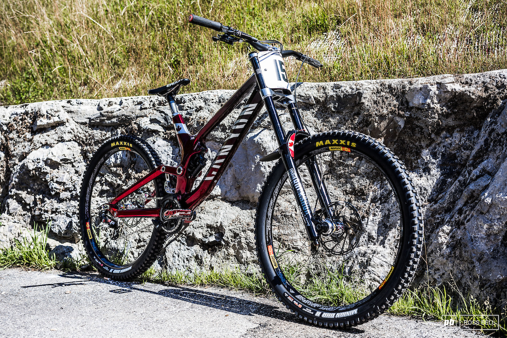 Pinkbike Poll: 39 Custom Painted DH Bikes - Which One is Your Favorite ...