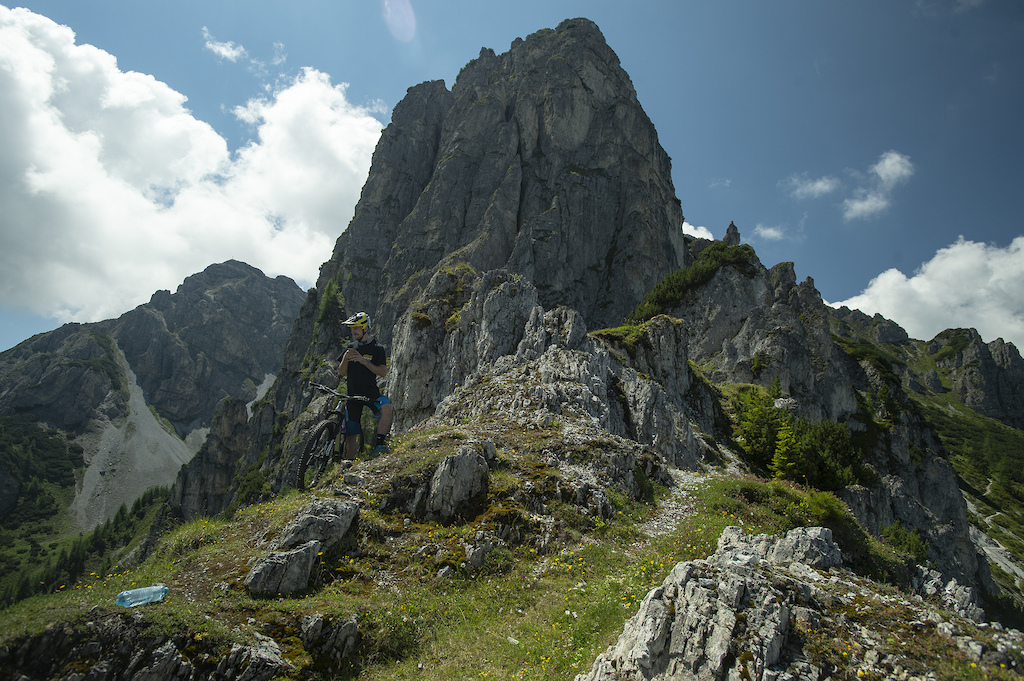 Video: David Trummer Schralps and Rips Down Innsbruck's Trails - Pinkbike