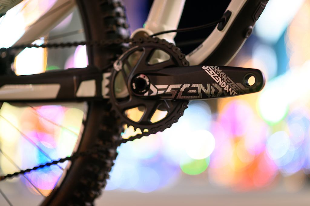 Commencal Announces Meta AM 29 SRAM Edition - Pinkbike