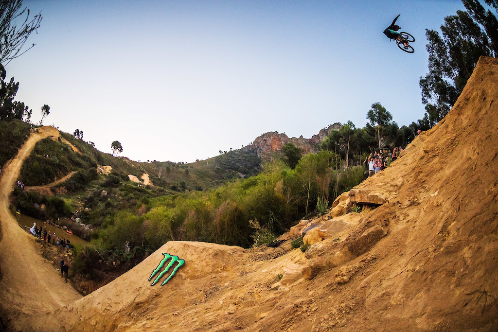 Photo Epic: DarkFEST 2019 - Pinkbike