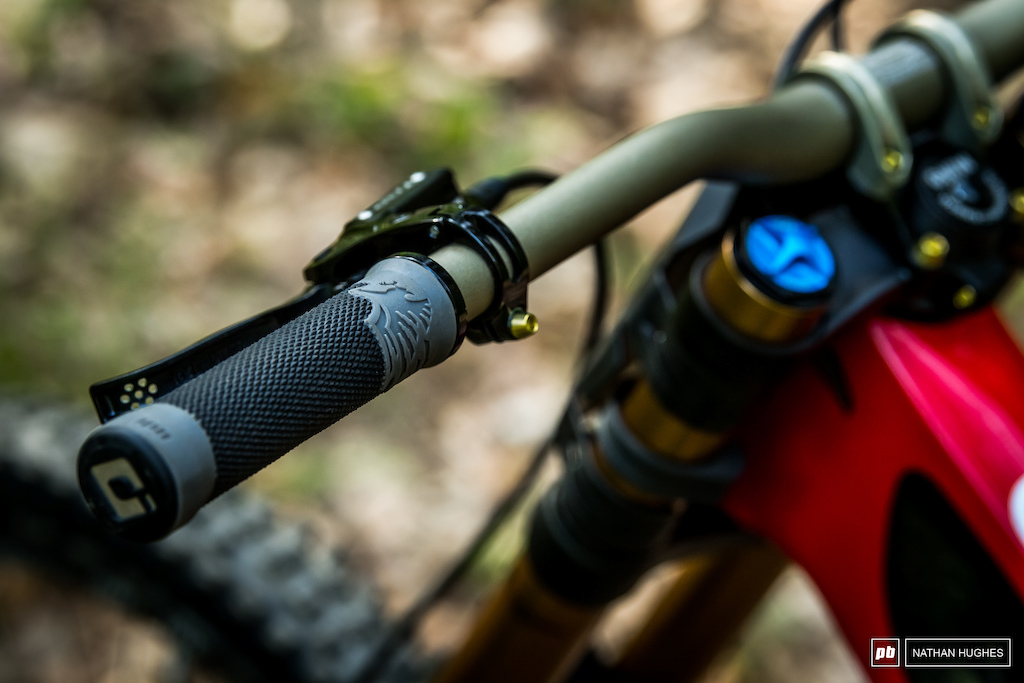 Bike Check: Aaron Gwin's Intense M29 - Maribor DH World Cup 2019 - Pinkbike