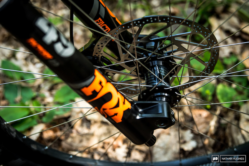 Bike Check: Aaron Gwin's Intense M29 - Maribor DH World Cup 2019 - Pinkbike