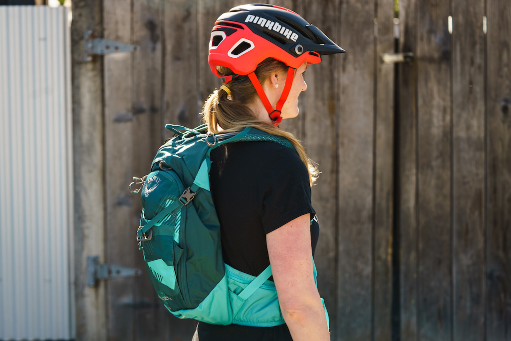 Check Out: 6 New Riding Packs for Spring 2019 - Pinkbike