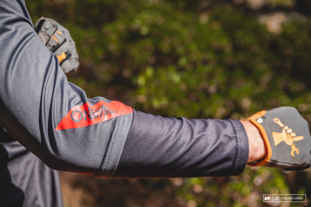 10 Men's Kits Tested - 2019 Summer Gear Guide - Pinkbike