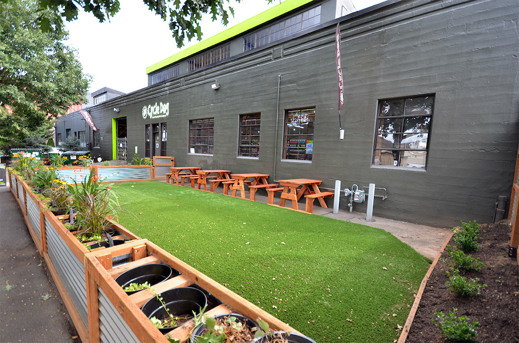 Cycle Dog Turns Discarded Tubes Into Dog Accessories - Pinkbike