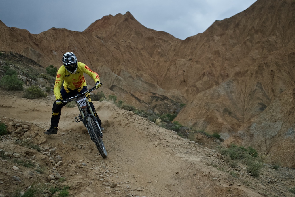 Downhill Racing in China's Gui De Geological Park - Pinkbike