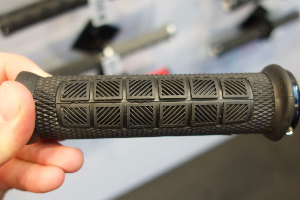 Quiz: Can You Guess These 18 Grips From Their Tread Alone? - Eurobike ...