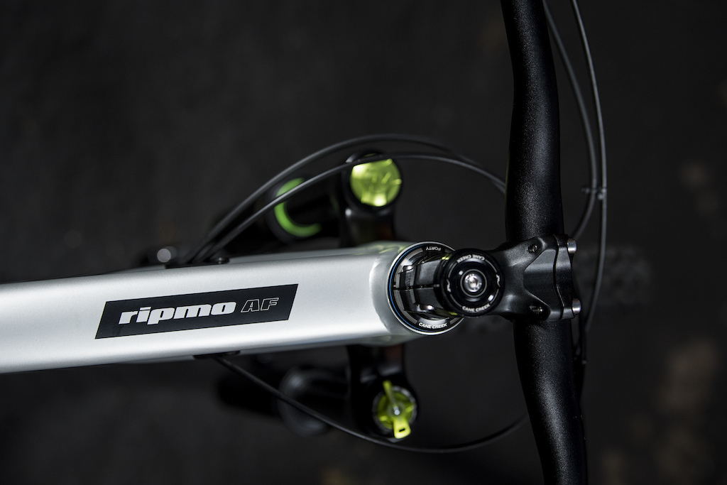 Video: Christian Rigal's Street Sessions on the New Ripmo AF - Pinkbike