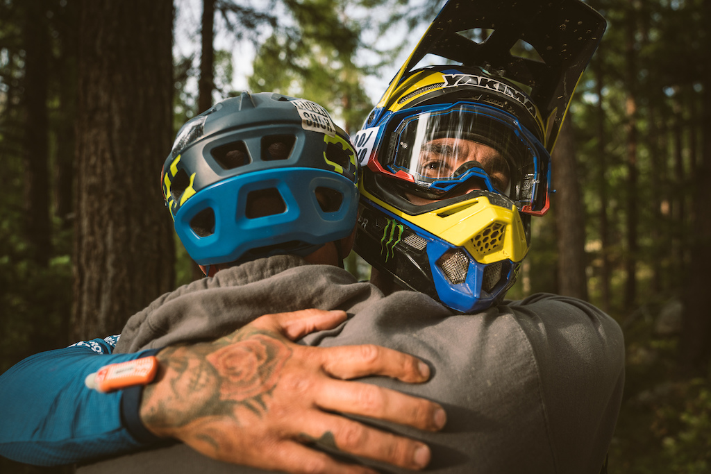 Video: Behind the Scenes of Sam Hill's Historic EWS Title Win - Pinkbike