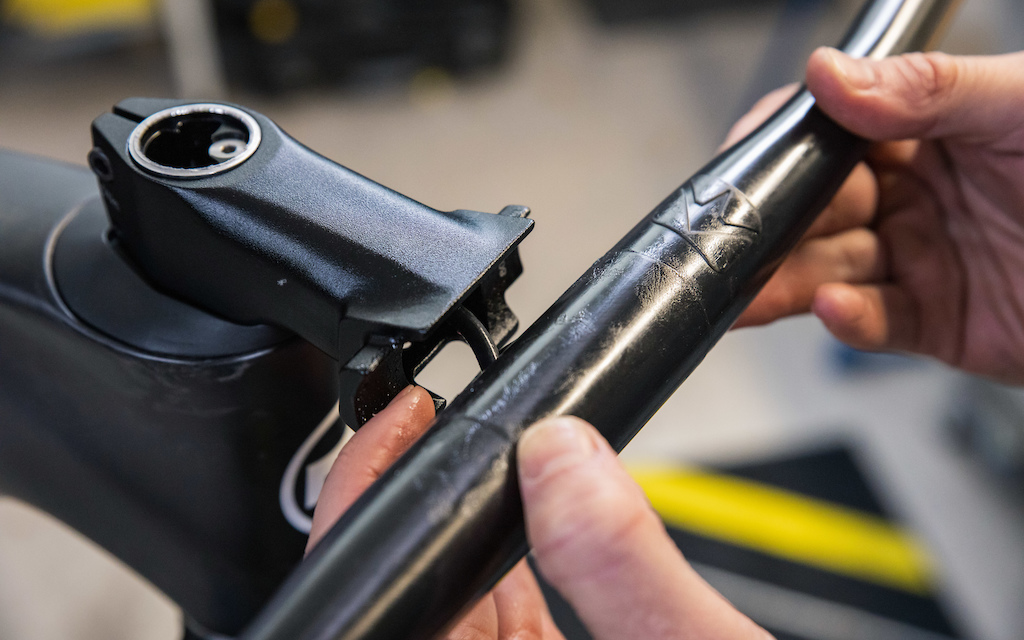 Video: Magura's New MCi Conceptbike Has Just 1 Visible Cable - Pinkbike