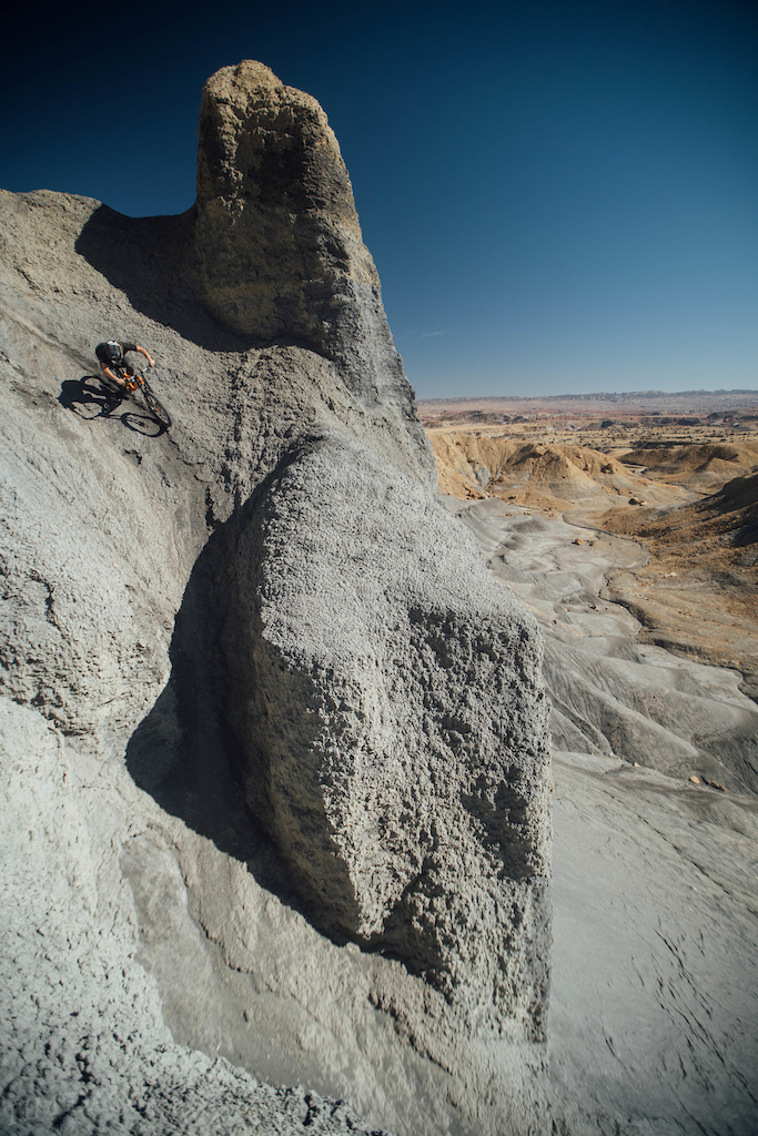 Video: Flowy Freeride in 'Surfing in Utah' with Alan Mandel - Pinkbike