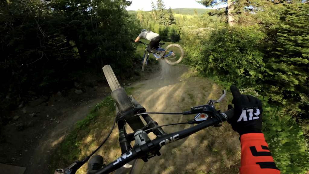 Video: Reece Wallace and Remy Metailler Rip Fast and Steep Trails at ...