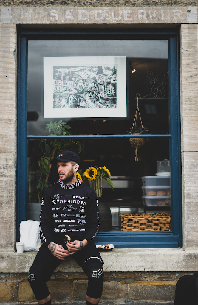 Video: Lewis Buchanan Rides Flat Out on his Local Innerleithen Trails ...