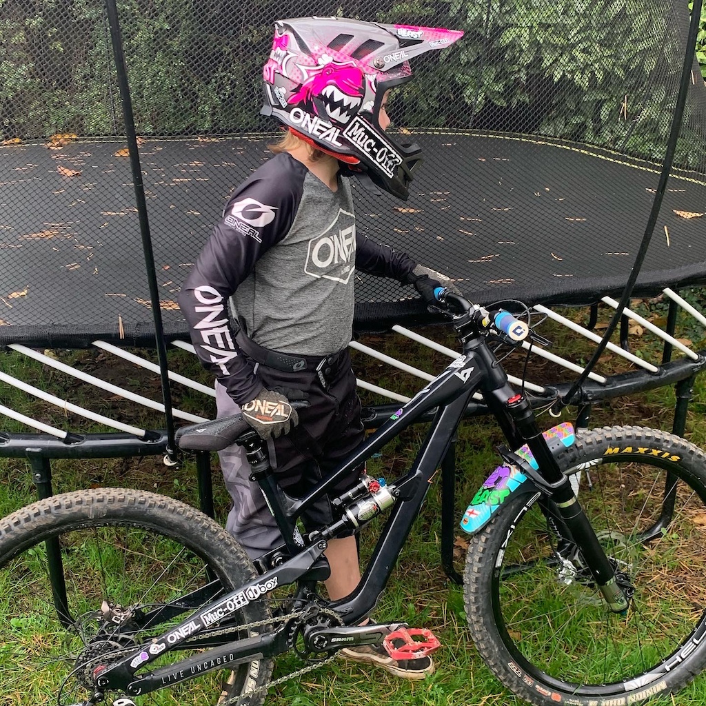 Video: 10 Year Old Harry Schofield's Huge 2020 Sends - Pinkbike