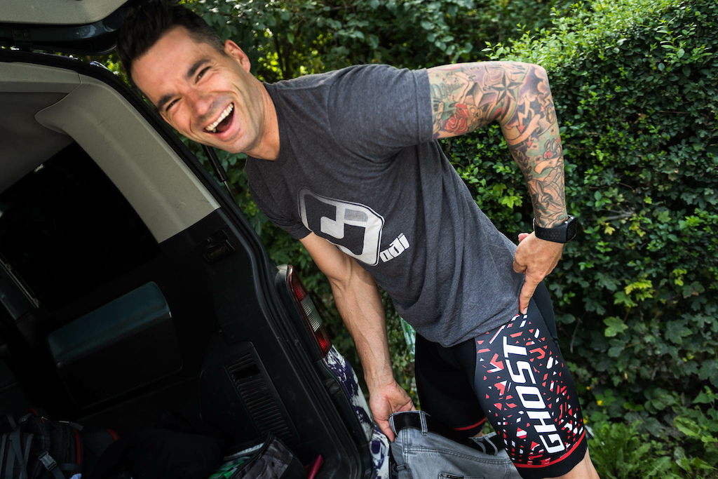 Video: Tomas Slavik & Barbara Benko Shred XC Hardtails in Budapest ...