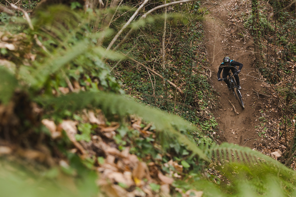 Video: X-Fusion Shox Welcomes Adolf Silva to the Team - Pinkbike