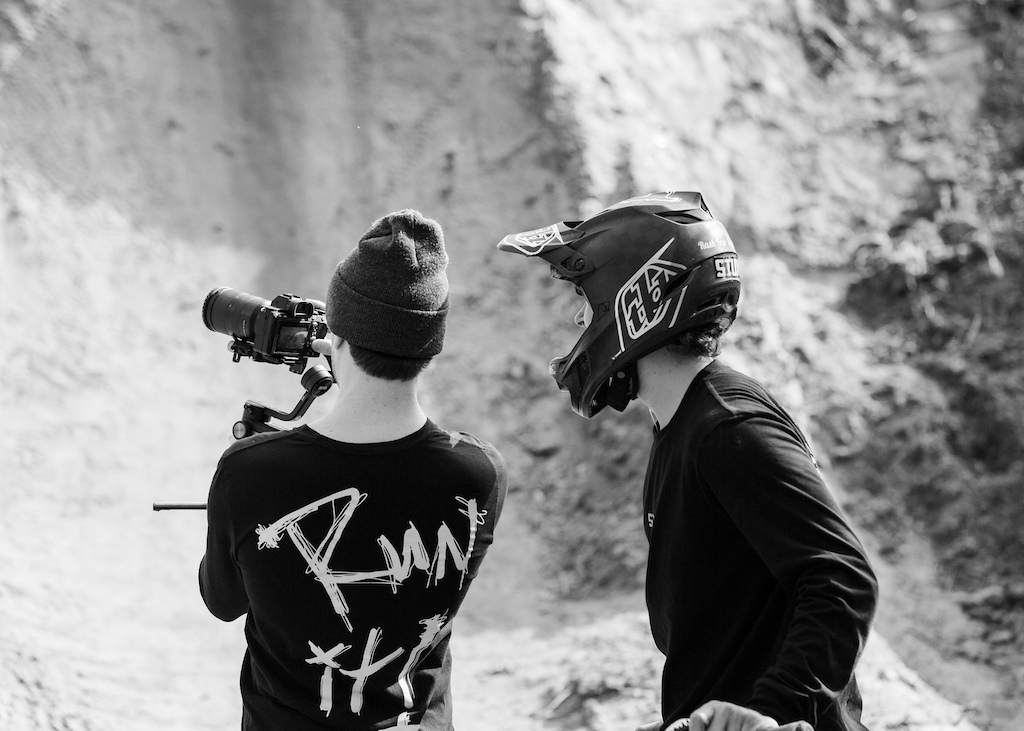 Video: Chromag's Marcel Hunt Sends Creative Slopestyle Combos in ...