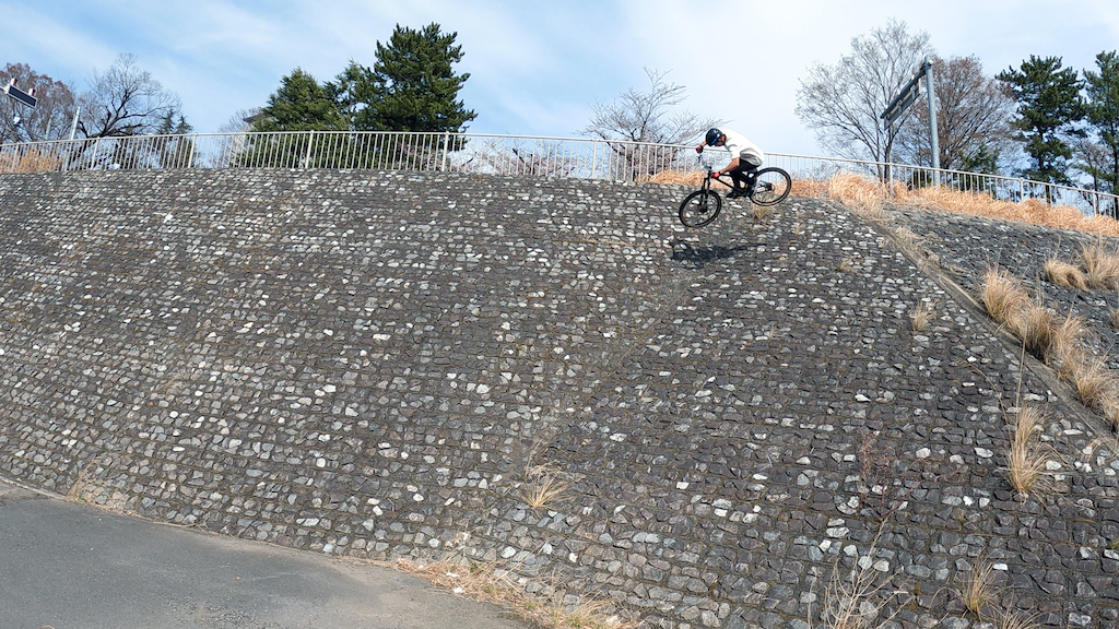 Video: Tomomi Nishikubo Hits Creative Trials Lines on a Japan Road Trip ...