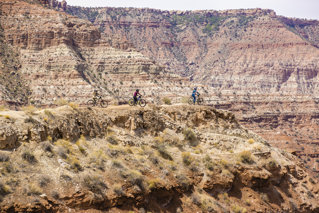 Photo Epic: Women Made Freeride History at Red Bull Formation 2021 ...