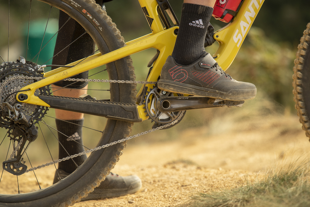 Video: Five Ten Celebrates Over a Decade Working with Greg Minnaar ...