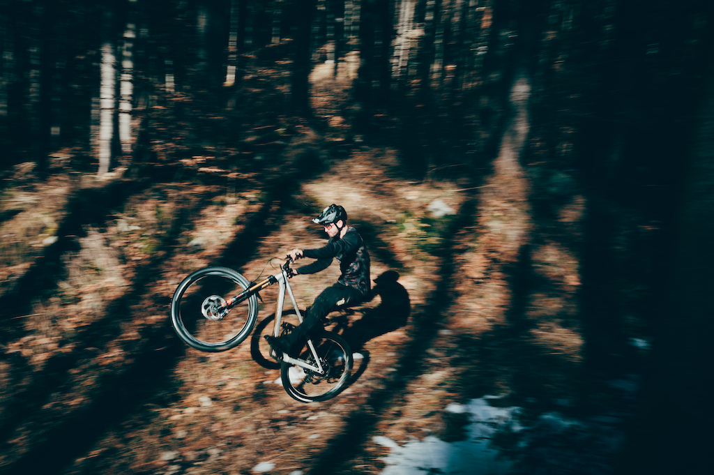 RAAW Signs Stevie Schneider - Pinkbike