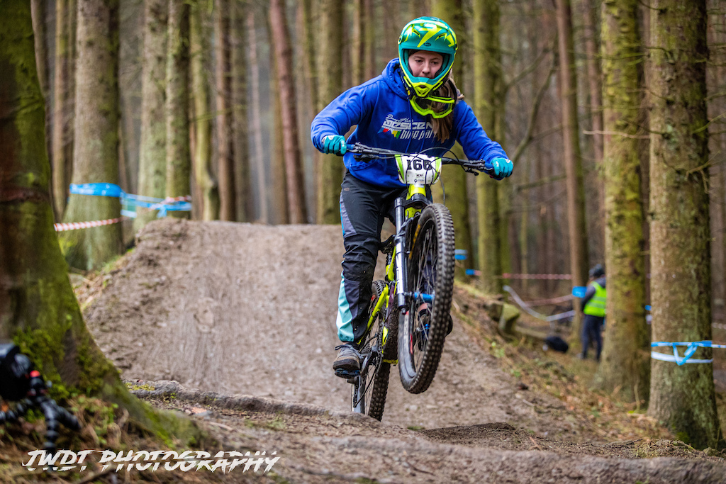 Race Report: Northern Downhill Descendant at Danny Hart's Descend Bike ...