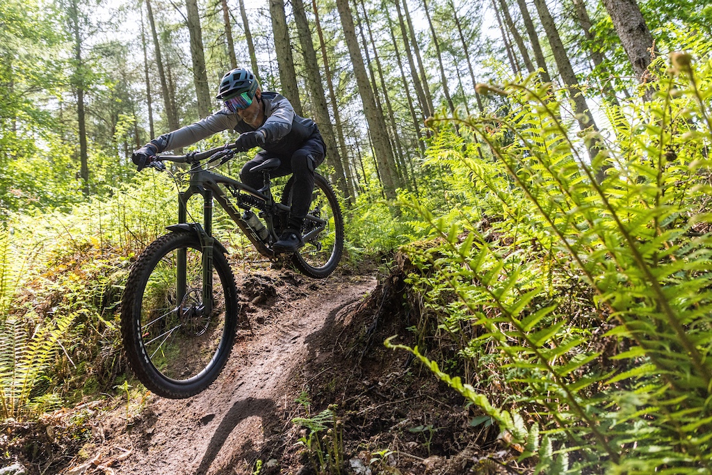 Whyte Launches UK Racing Team - Pinkbike