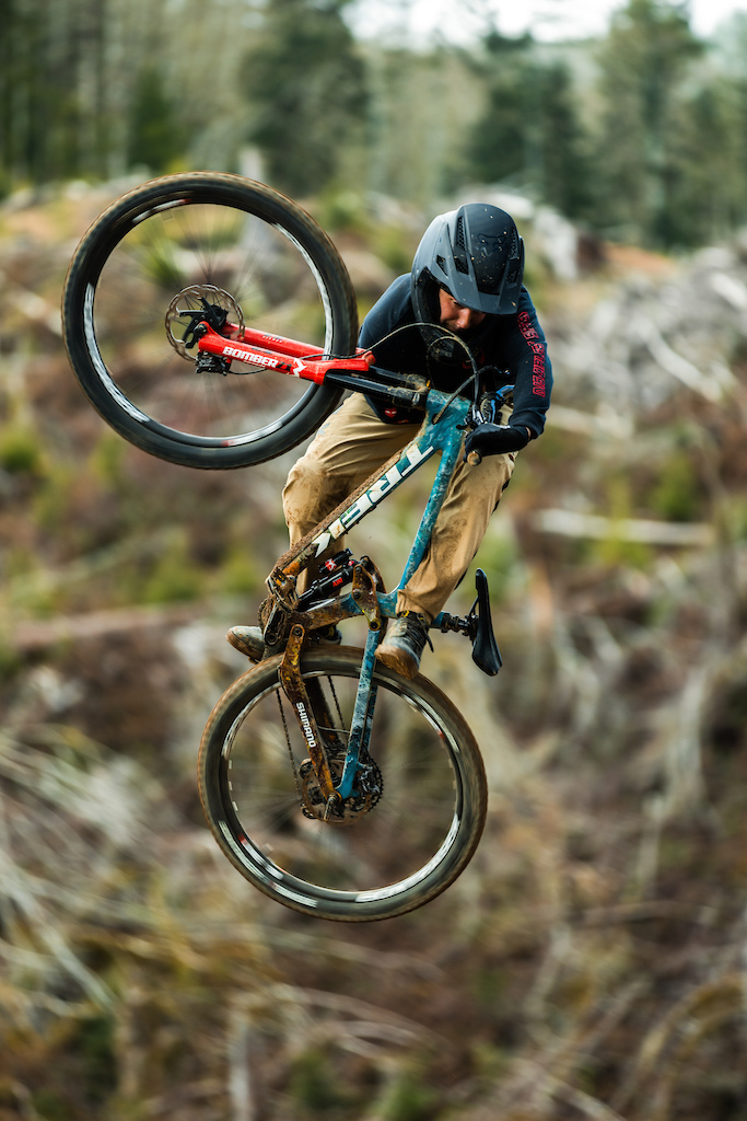 Video: Riding the New Bomber Air with Jaxson Riddle, Reed Boggs, Martha ...