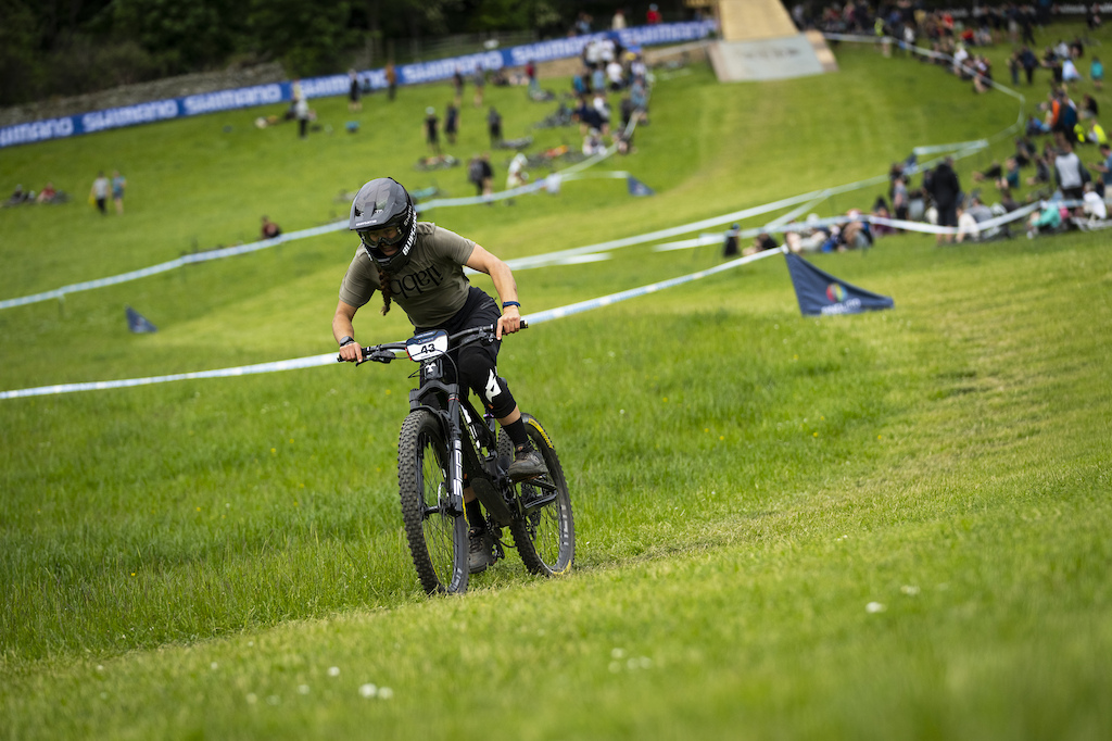 Introducing the Young Guns of the Nukeproof-SRAM Factory Racing - Dan ...