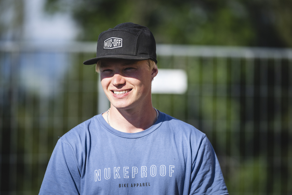 Introducing the Young Guns of the Nukeproof-SRAM Factory Racing - Dan ...