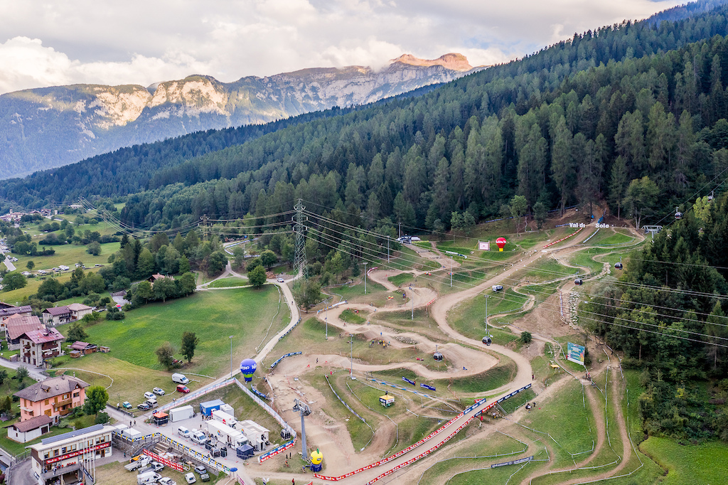 Photo Report: 4X ProTour Round 6 & 7 - Val Di Sole - Pinkbike