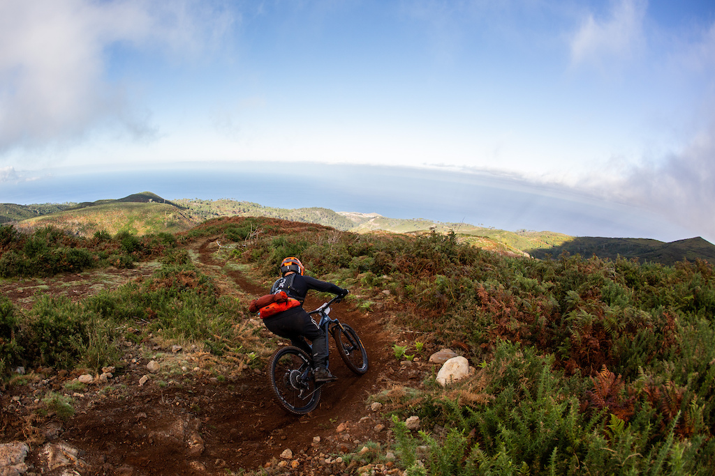 Video & Race Report: Race Day 4 + 5 - Trans Madeira Autumn - Pinkbike