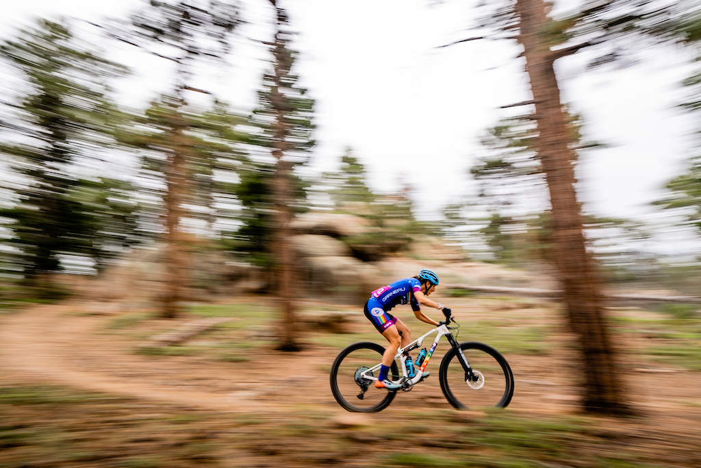 LEA DAVISON’S CUSTOM ALLIED BC40 - Pinkbike