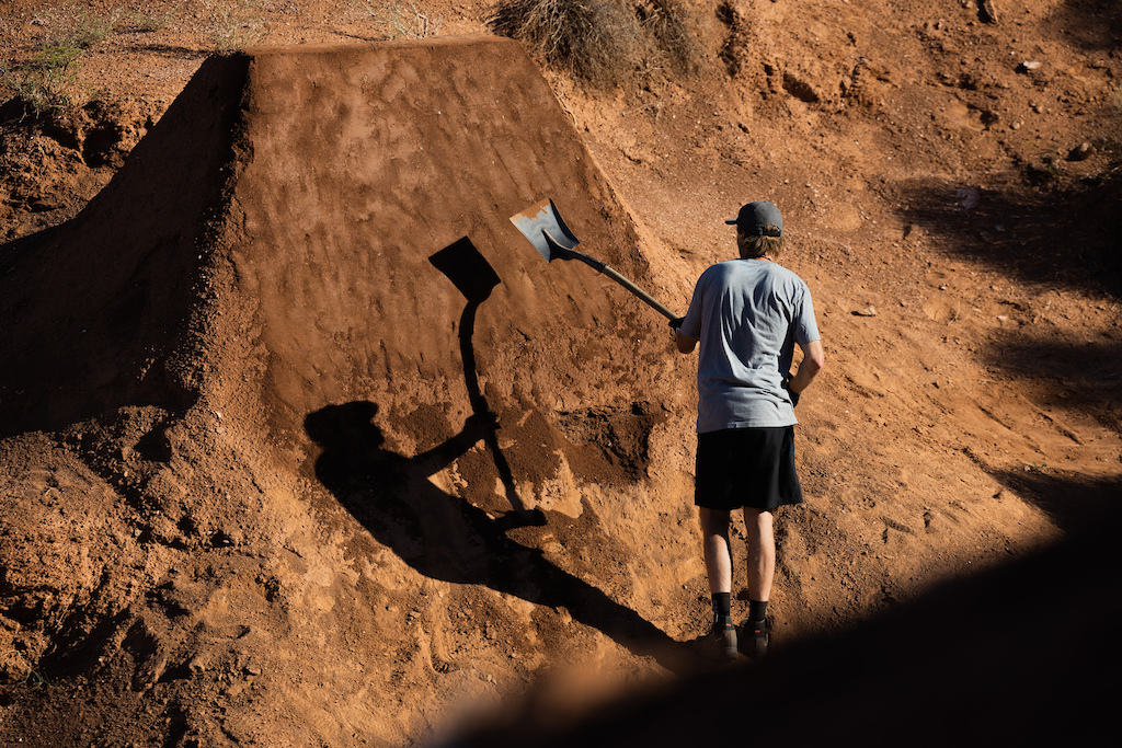 Video: Brett Rheeder Prepares for his First Rampage since 2019 in ...