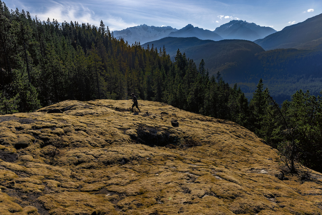 Video: Sessioning Steeps in NF's 'Pitch & Putt' - Pinkbike