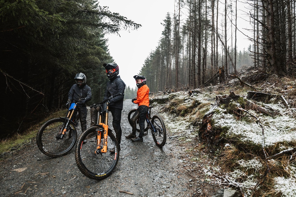 Madison Saracen Development Team Returns for 2023 - Pinkbike