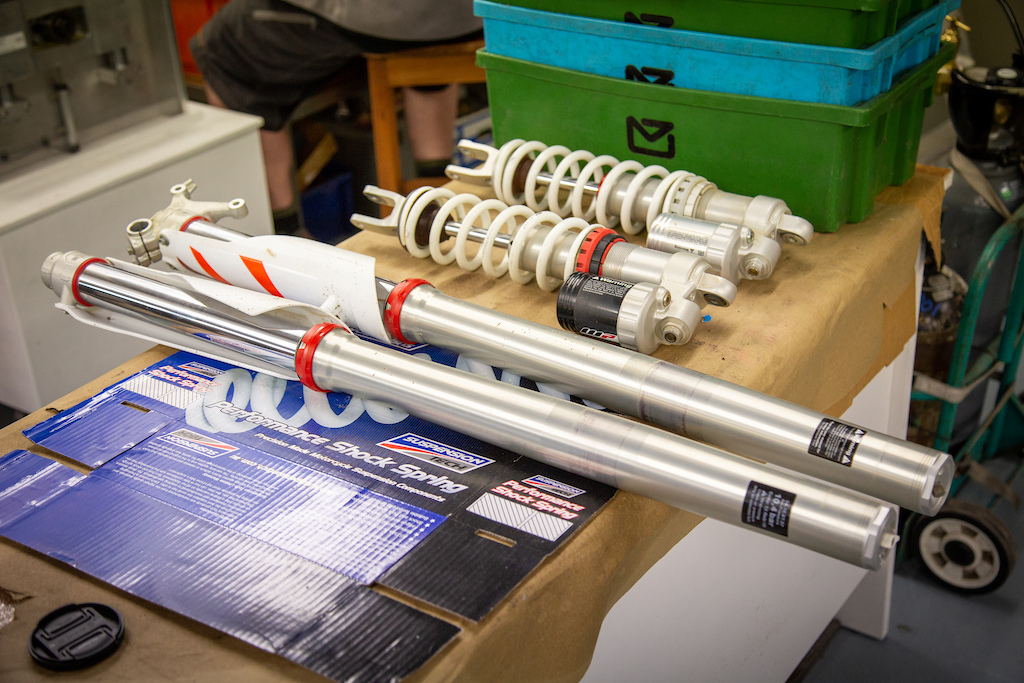 HQ Tour: Suspension Tech International's NZ-Made Coil Shock - Pinkbike